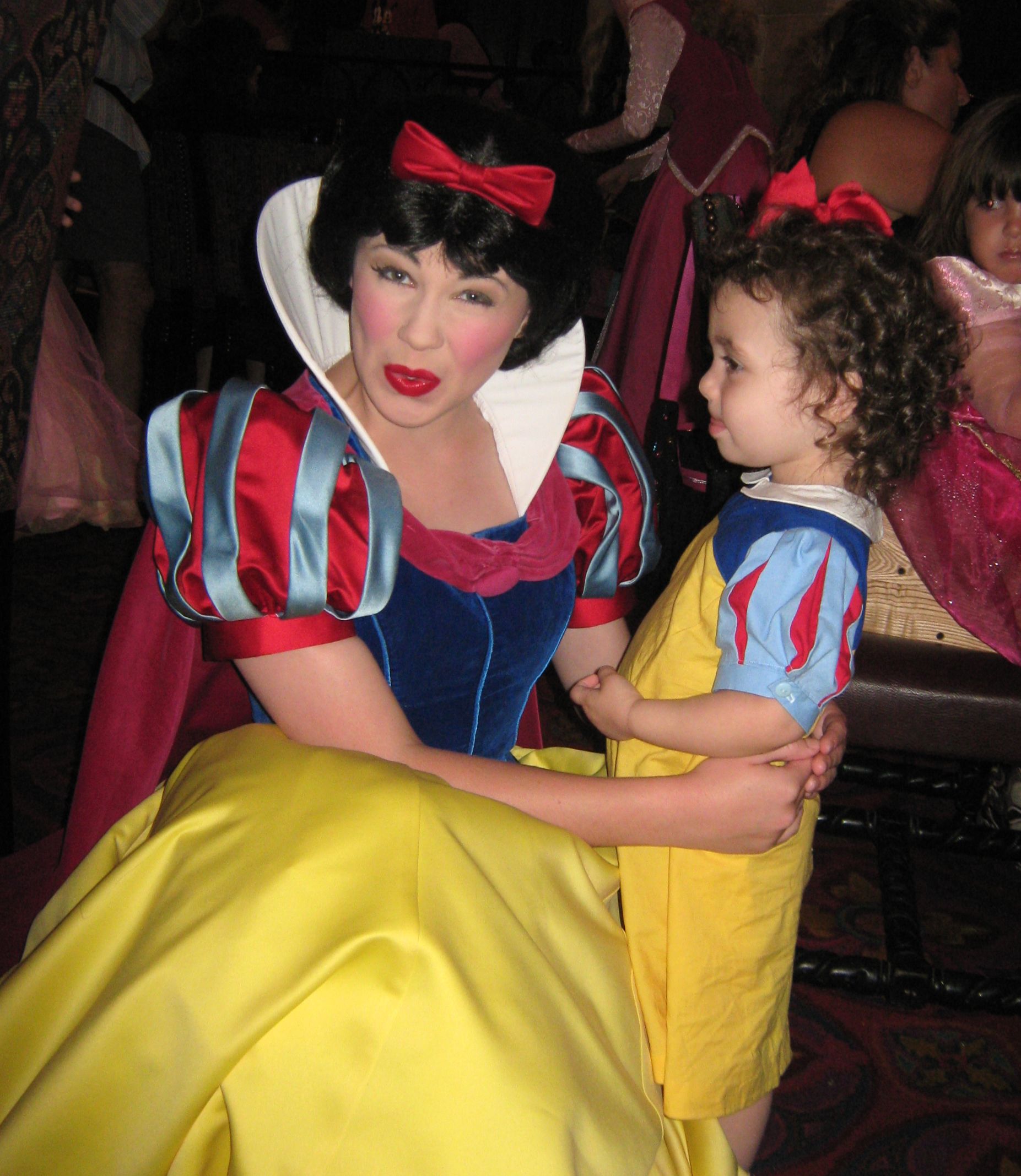 Customizing With Oliver + S: Snow White Puppet Show Dress | Blog ...