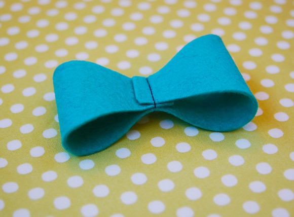 Felt Bows: A Free Pattern and Tutorial | Blog | Oliver + S