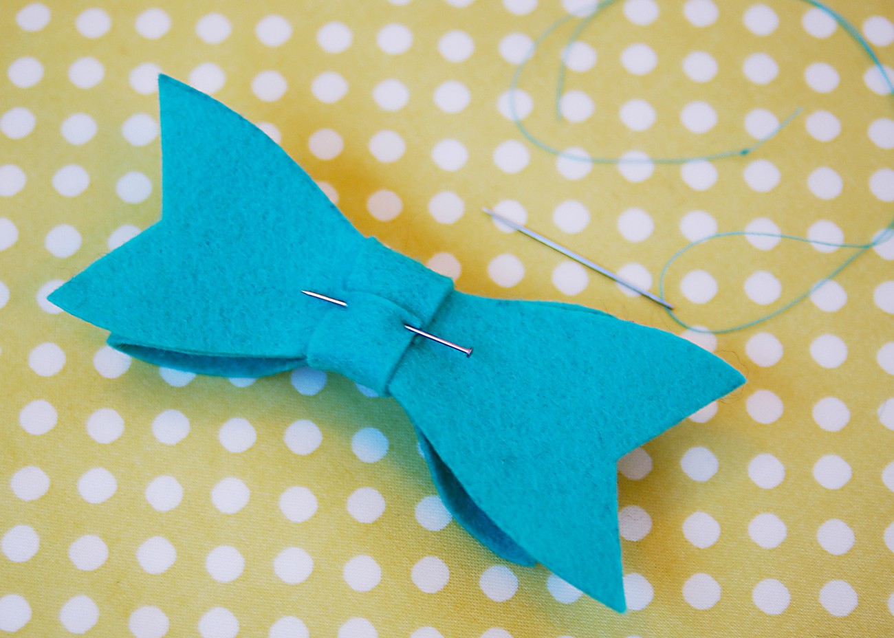Felt Bows: A Free Pattern and Tutorial | Blog | Oliver + S