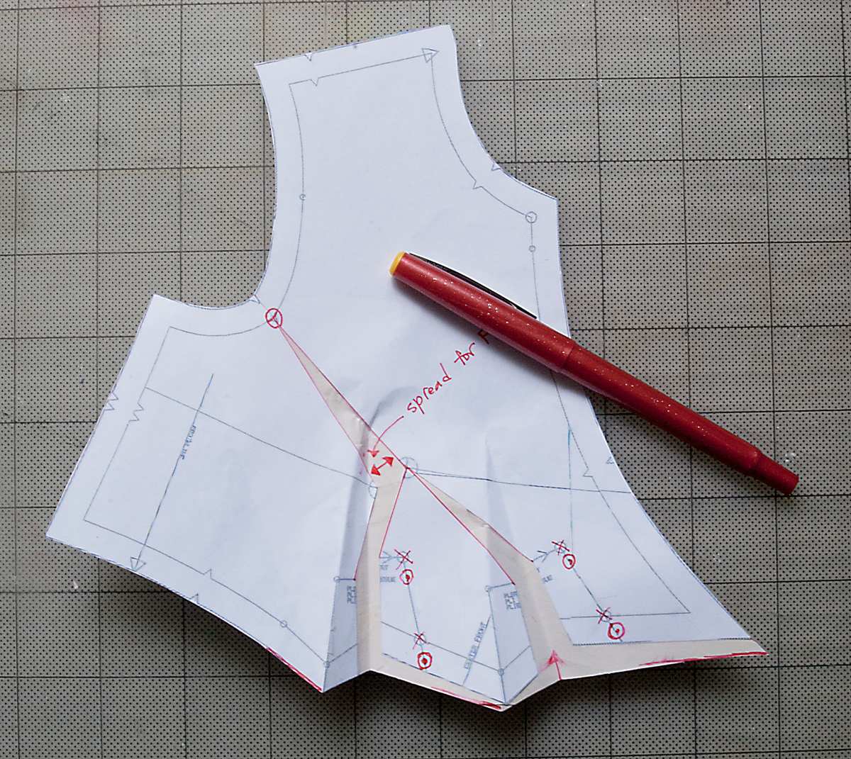 Sew-Along B6168 Fit-and-Flare Dress | Blog | Oliver + S
